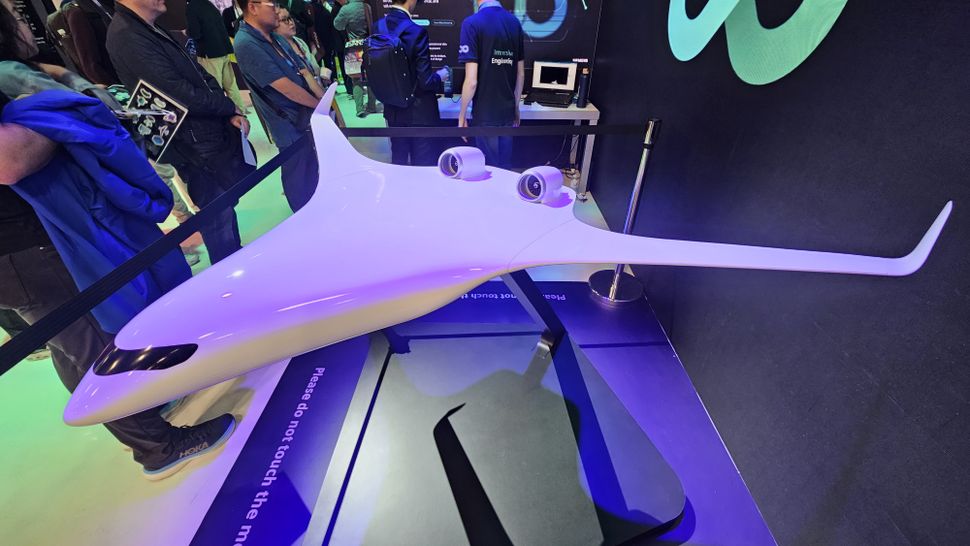 Passenger plane with entirely new 'blended wing' shape aims to hit the ...