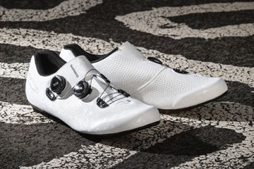 Shimano RC7 cycling shoes review | Cycling Weekly
