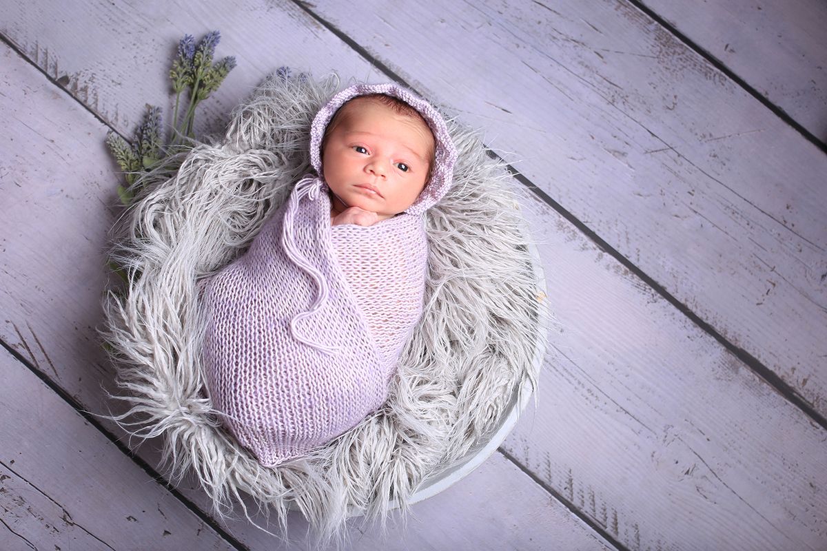 10 baby portrait tips: Take beautiful newborn photographs at home ...
