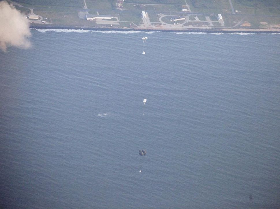 Photos: NASA's MLAS Astronaut Escape Ship Test Launch | Space