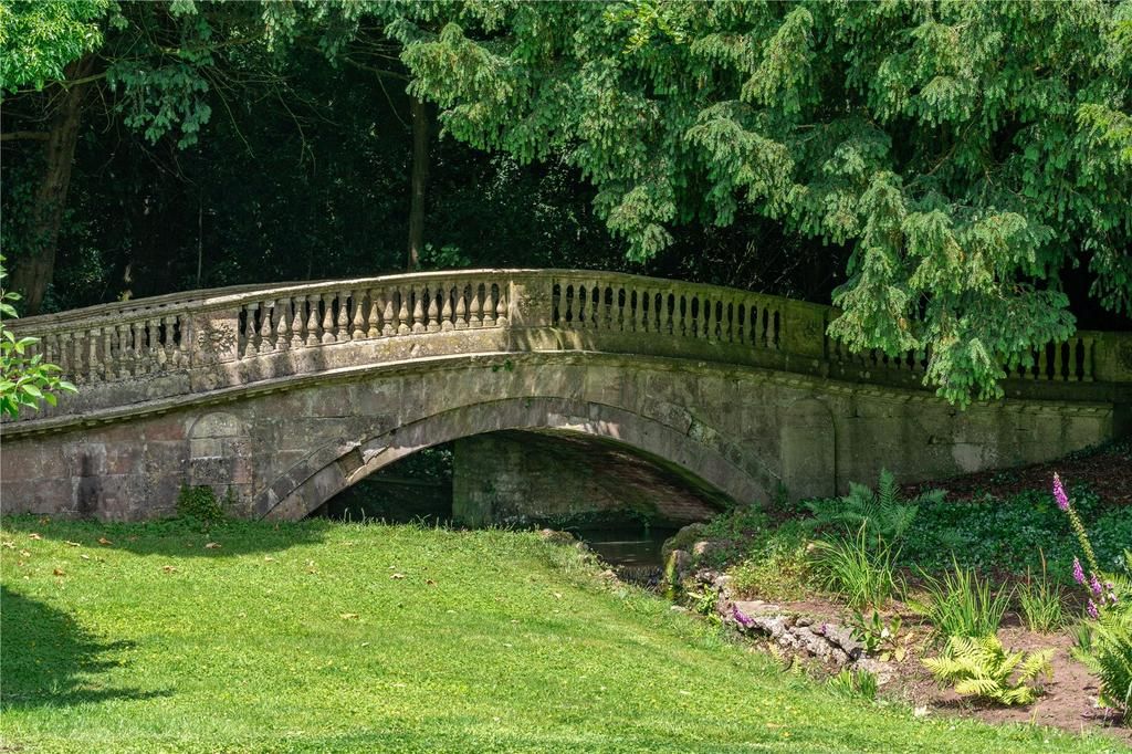 An exquisite, completely refurbished Georgian country house with ...