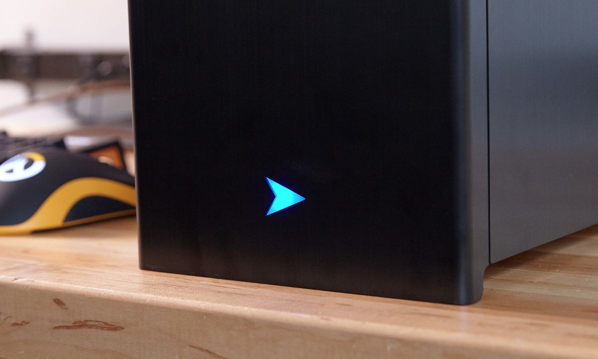 Velocity Micro Raptor Z55 Review: Simple Looks, Big Gaming Power | Tom ...