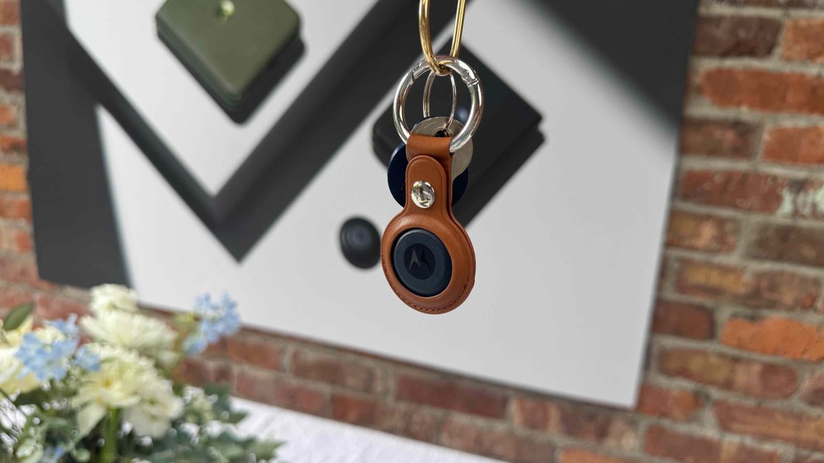 The Moto Tag looks like an AirTag but boasts one feature that's a big ...