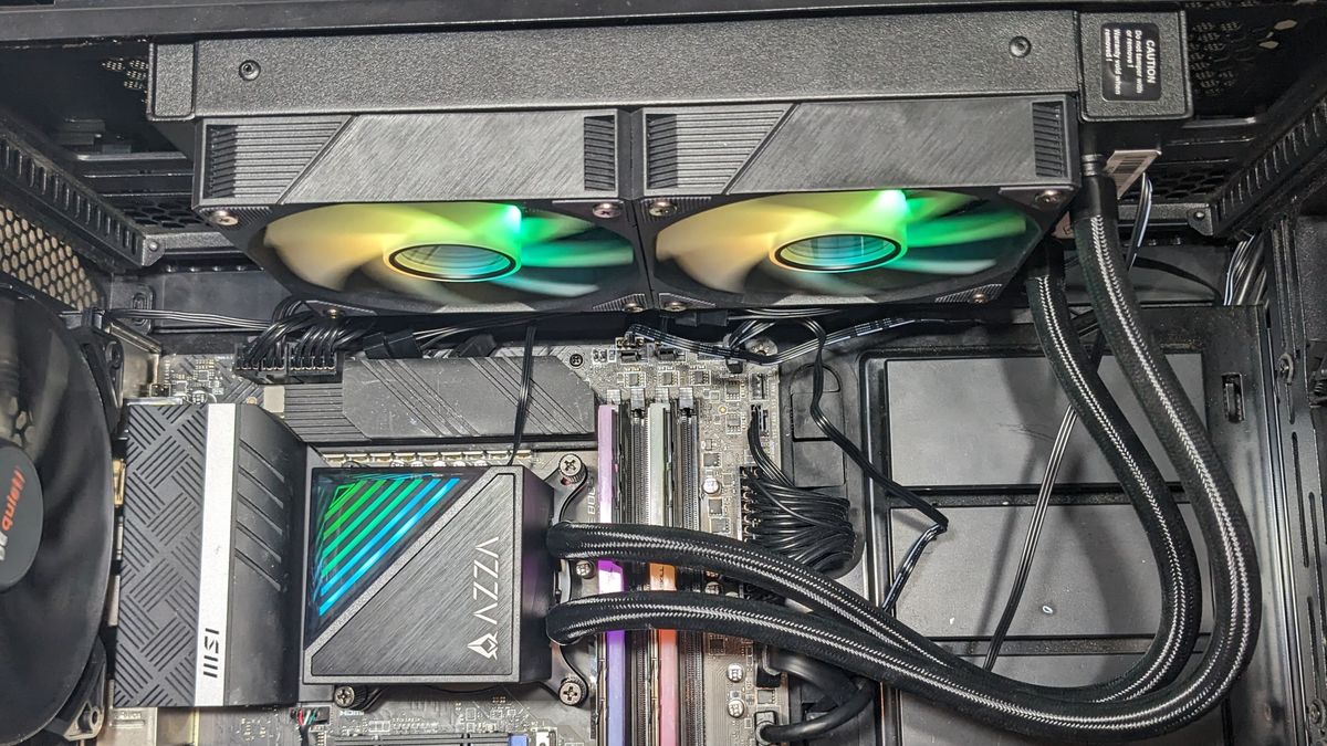 Intel Core i7-13700K Thermal Results - Azza Cube 240 and 360 Review ...