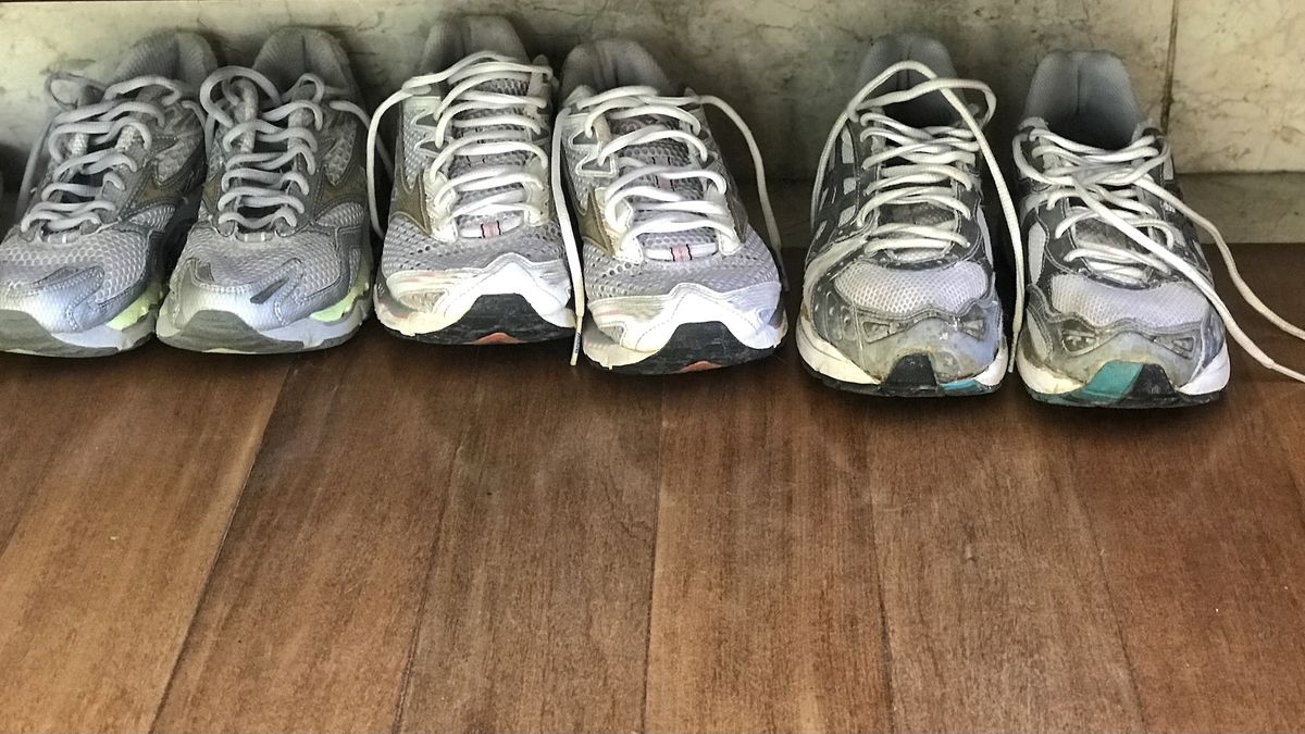 How often should you replace running shoes? | Advnture