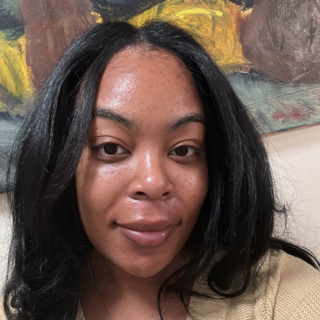 14 Best Apple Perfumes to Add to Your Fall Fragrance Lineup | Marie Claire