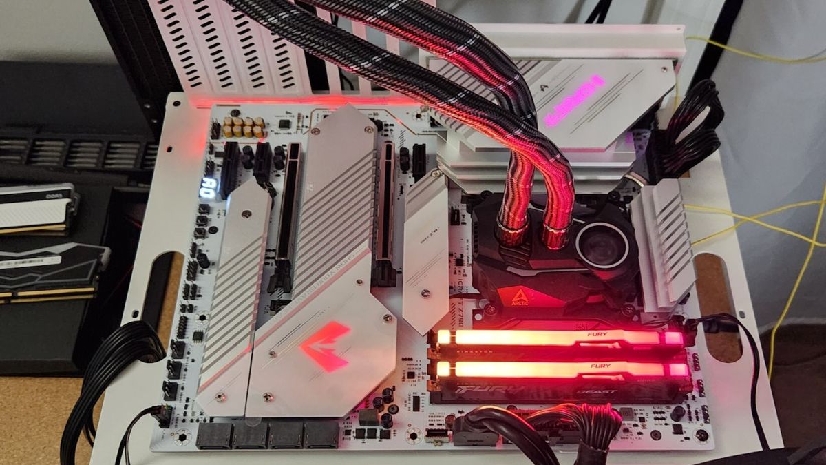 Maxsun iCraft Z790 White V2 review: A white PCB for mid-range builders ...