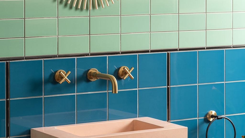 Bathroom Splashback Ideas: Practical Need Not Mean Boring | Homebuilding