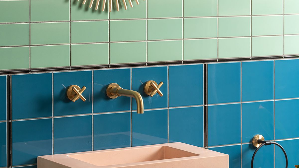 Bathroom Splashback Ideas: Practical Need Not Mean Boring | Homebuilding