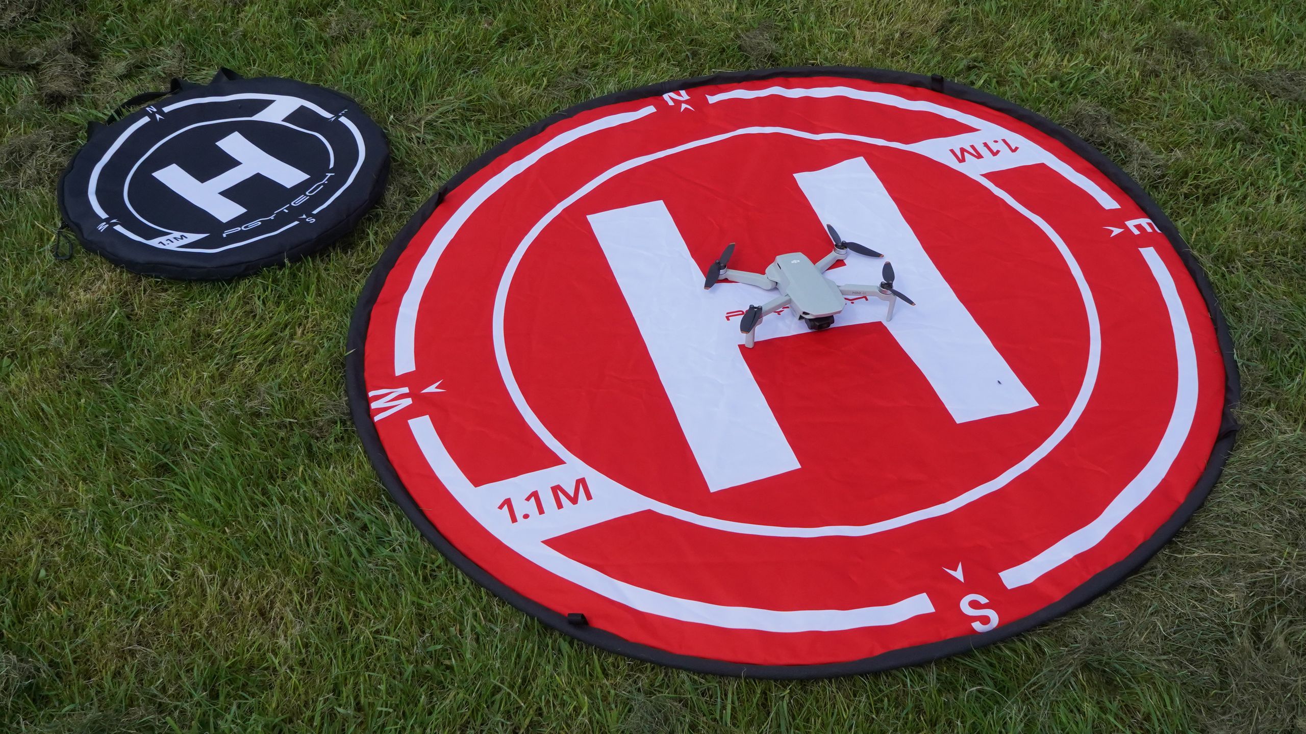PGYTech Weighted Drone Landing Pad 110cm review: quick to deploy ...
