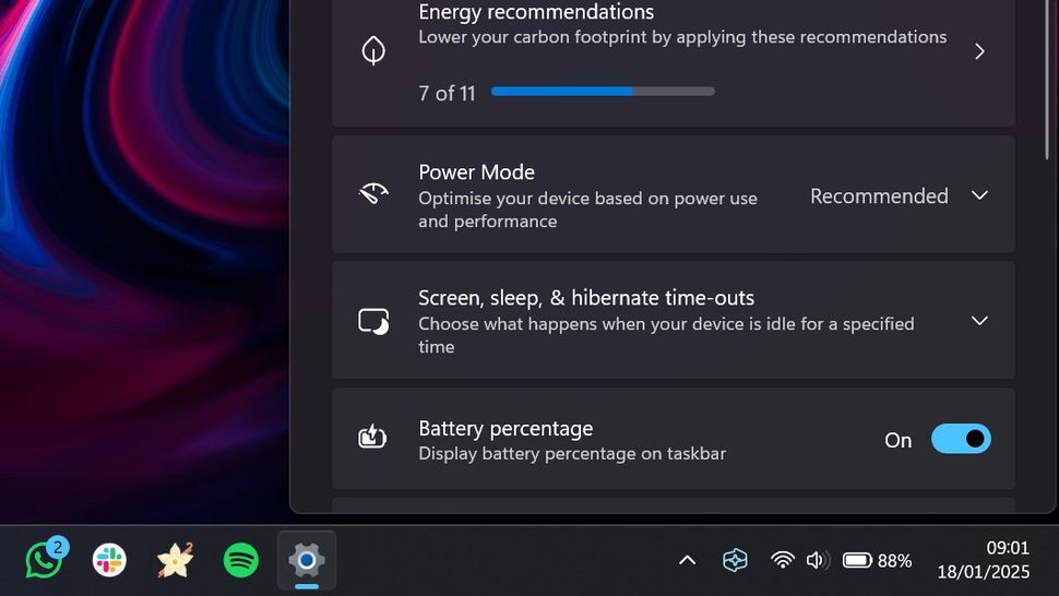 Windows 11's Taskbar is getting a 'show battery percentage' option ...