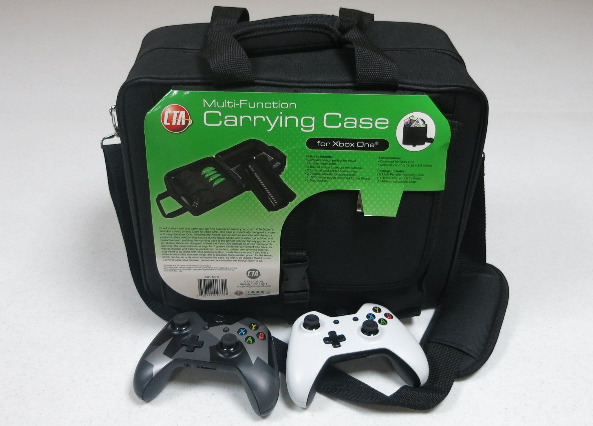 CTA Digital Multi-Function Carrying Case for Xbox One review | Windows ...
