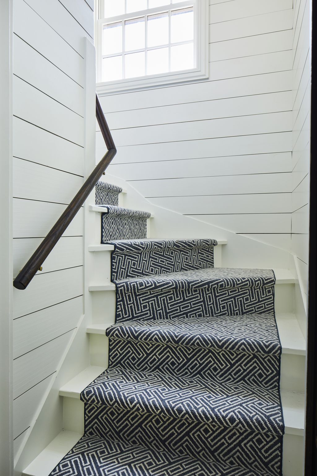 Staircase paneling ideas, from color to panel styles | Livingetc