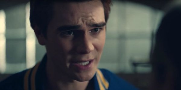 Riverdale Review: The CW's Archie Adaptation Is Frustrating And Muddled ...