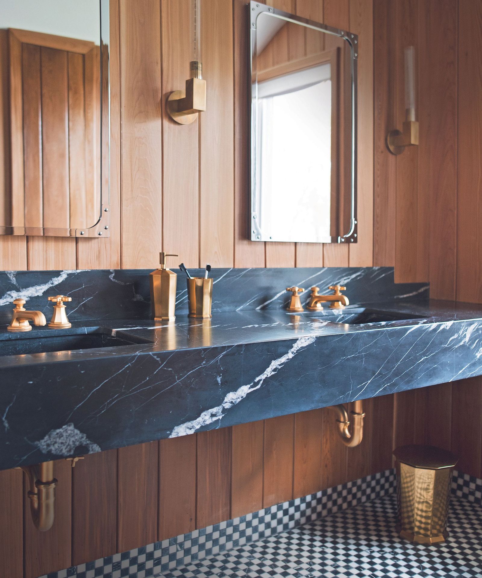 Double vanity bathroom ideas: 10 expert design tips | Homes and Gardens