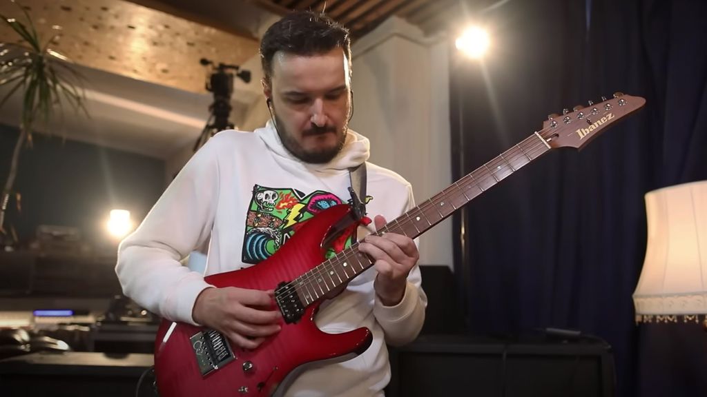 See Martin Miller and his session band cover Metallica, RHCP, Bryan ...