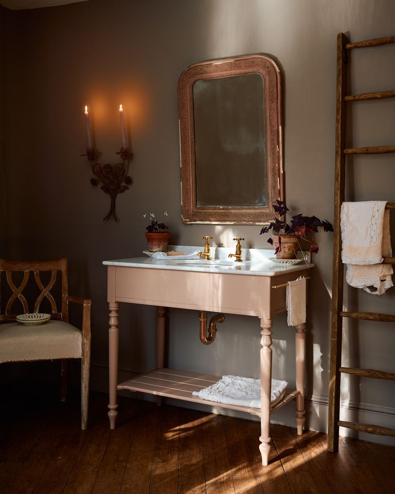 French country bathrooms: 13 ways to capture this elegant European look ...