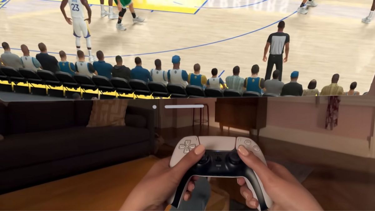 Hold up, was that a PS5 controller in the Apple Vision Pro reveal ...