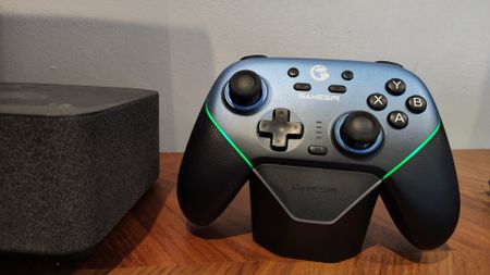 JSAUX Grip Connector review: Easily unites Legion Go controllers ...