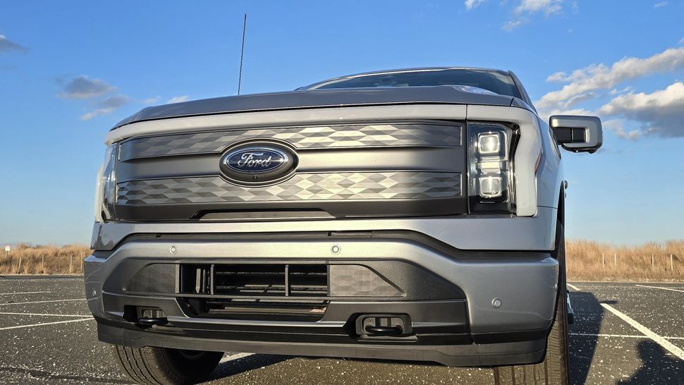 I drove a Ford F150 Lightning for a weekend — here's my pros and cons ...
