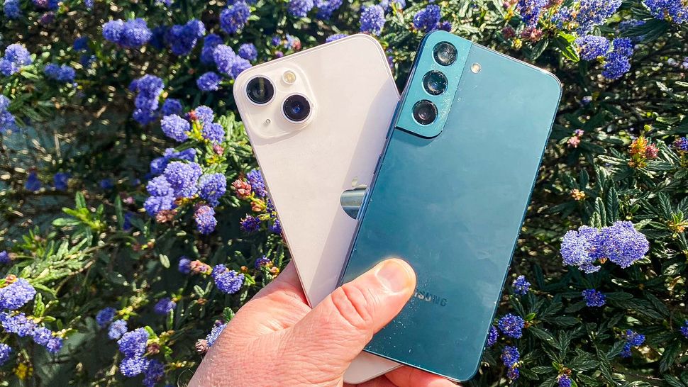 Samsung Galaxy S22 vs. iPhone 13: Which flagship phone wins? | Tom's Guide