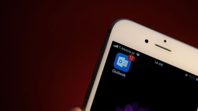 How to Save Any Email to OneNote | Laptop Mag