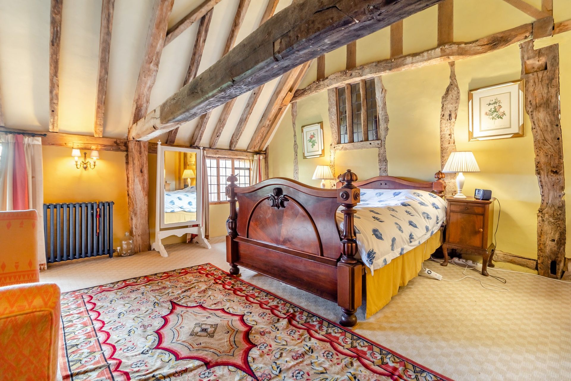 A true ‘all-rounder’ home, with Grade II-listed farmhouse and annexe ...