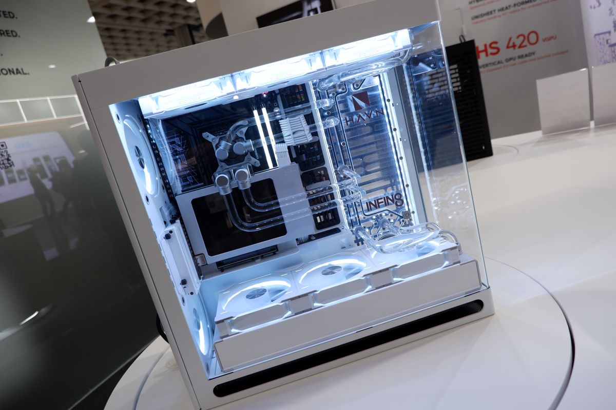 HAVN's new 'Unisheet' glass case is the totally panoramic PC you've ...