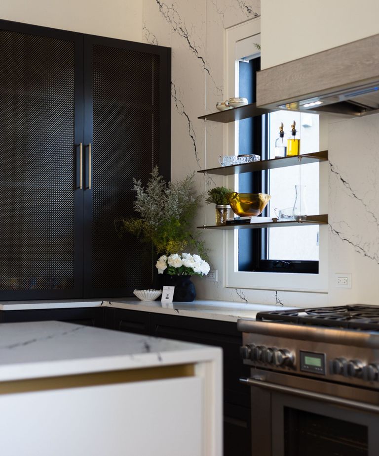 How to organize cookbooks: 8 solutions to keep them tidy | Homes and ...