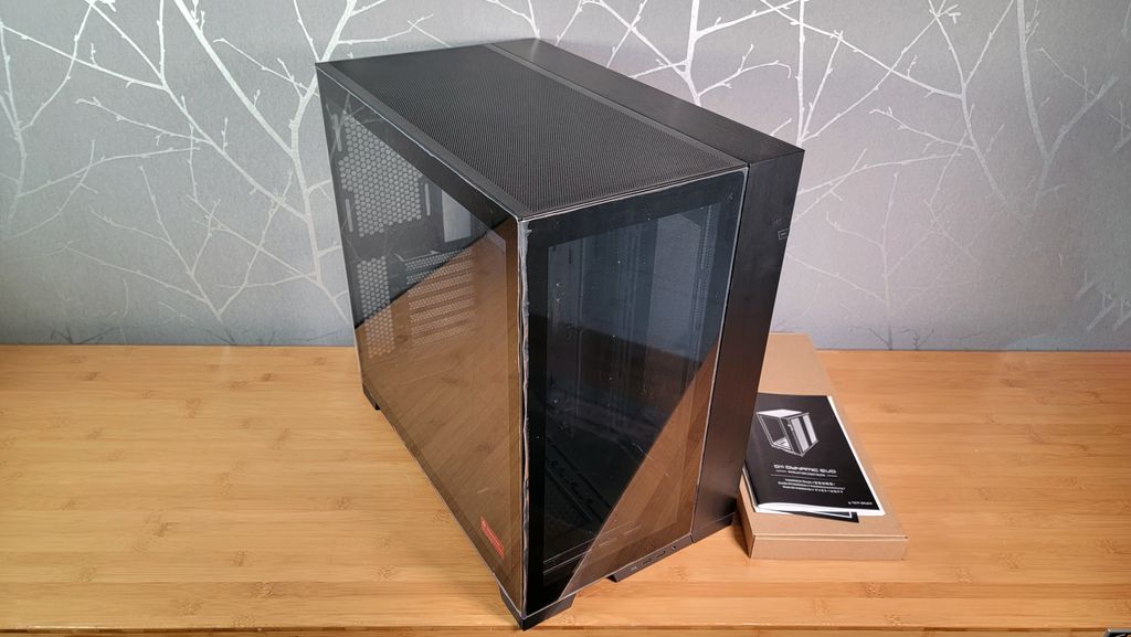 Lian Li's O11D EVO Is a Morphing Case Monster | Tom's Hardware
