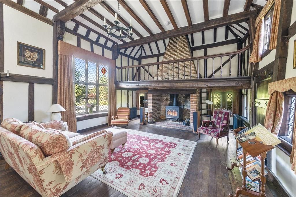 An ancient Kent manor mentioned in the Domesday Book with endless ...