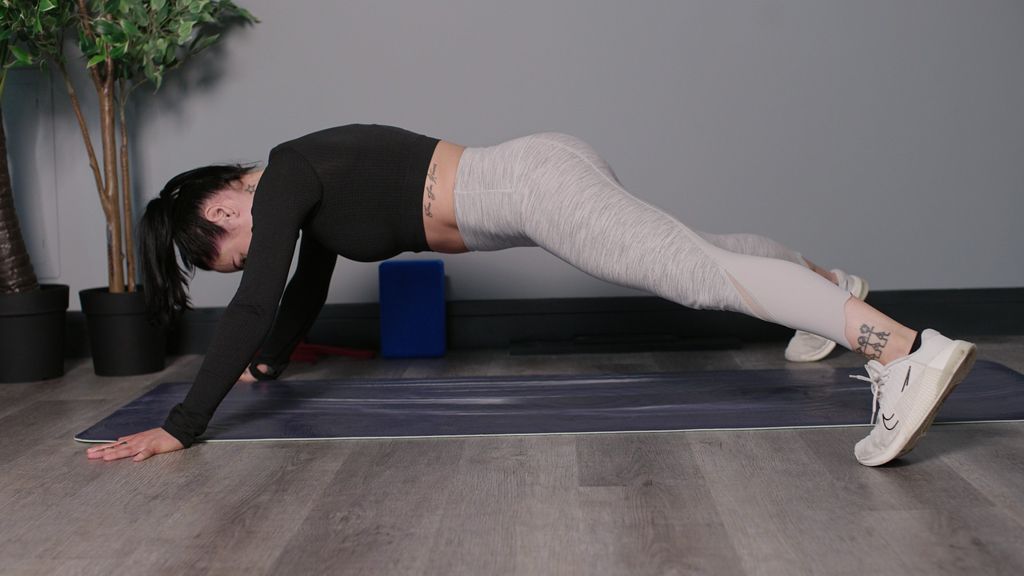 I’m a personal trainer — 5 compound exercises that build a strong core ...