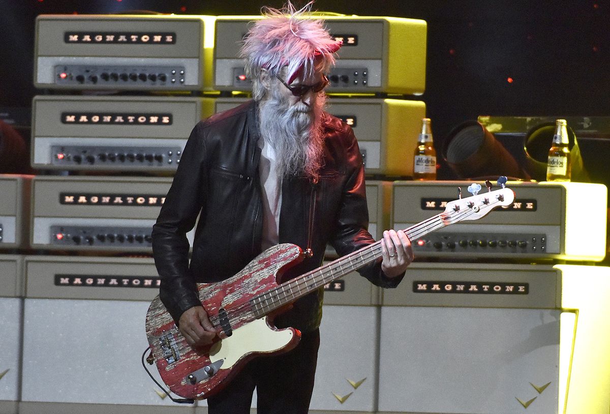 “Billy Gibbons pulls out this big-ass yellow 17-string bass and he’s ...