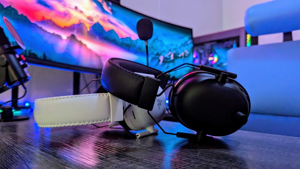 Razer BlackShark V2 Pro for Xbox review: The same predictable ...