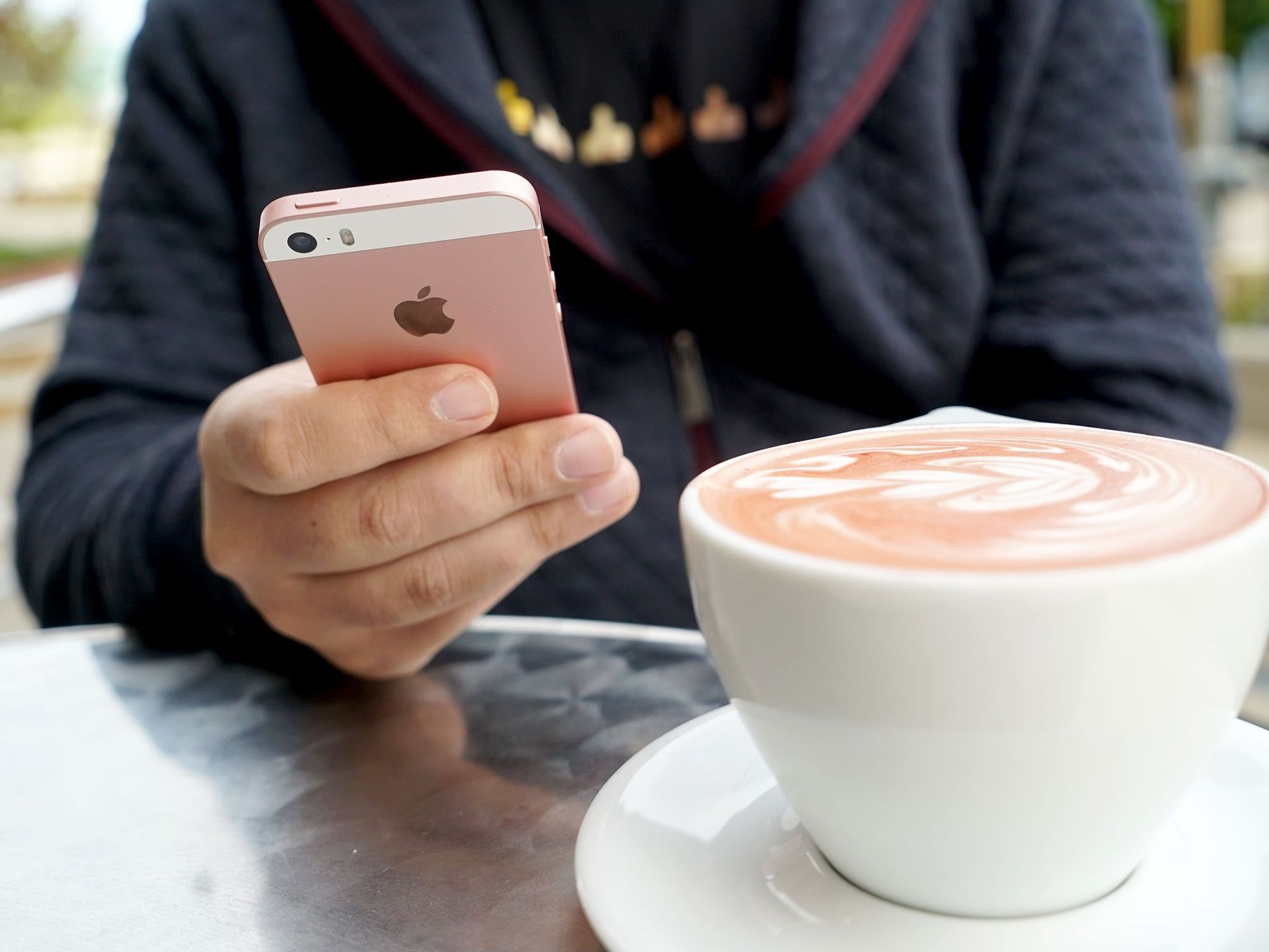 iPhone SE review: Bigger on the inside | iMore