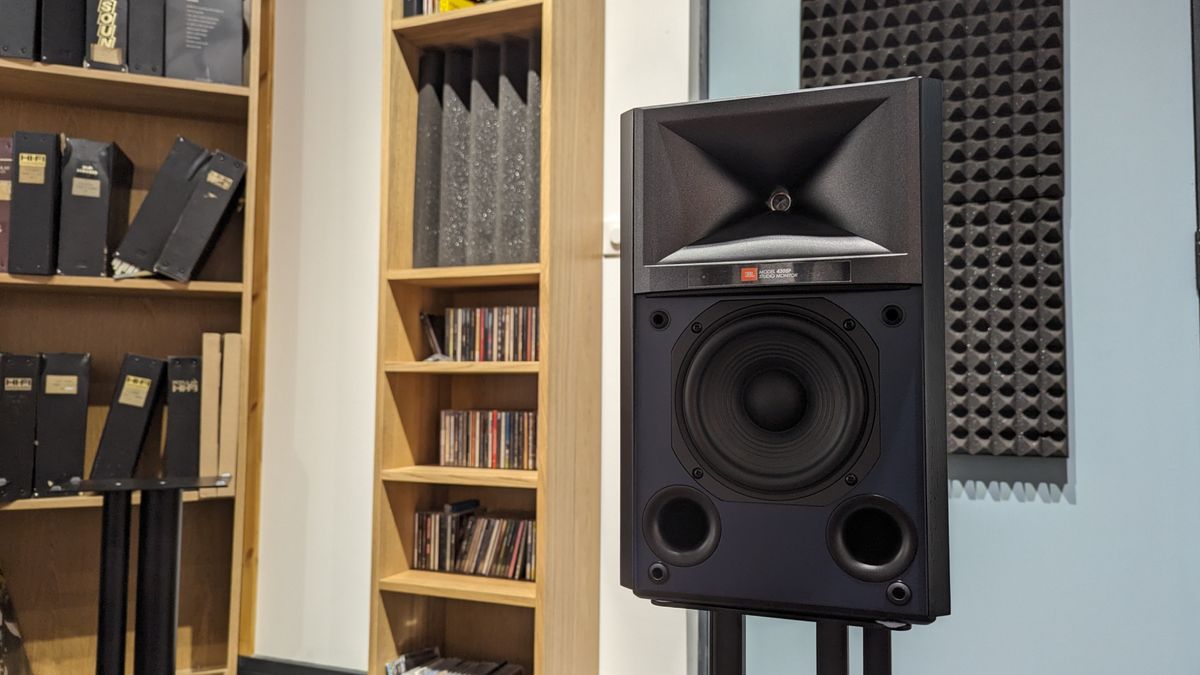 JBL 4305P Studio Monitor review: miniature monitors make for decent ...