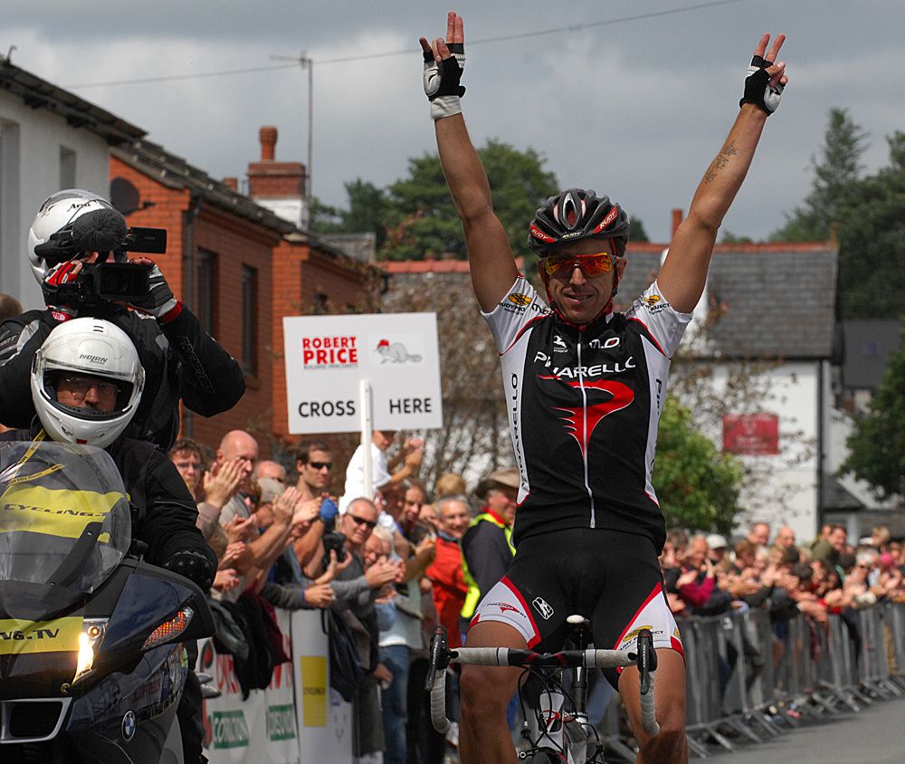 RUSSELL WINS AGAIN | Cycling Weekly