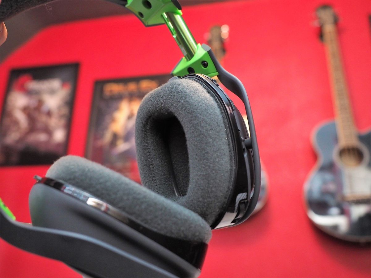 Astro A50 (2016) wireless gaming headset review: life without wires is ...