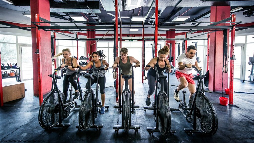 This Three-Move Cardio CrossFit Workout Challenges You To Beat Your ...