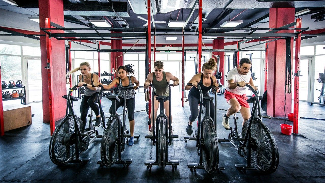 This Three-Move Cardio CrossFit Workout Challenges You To Beat Your ...