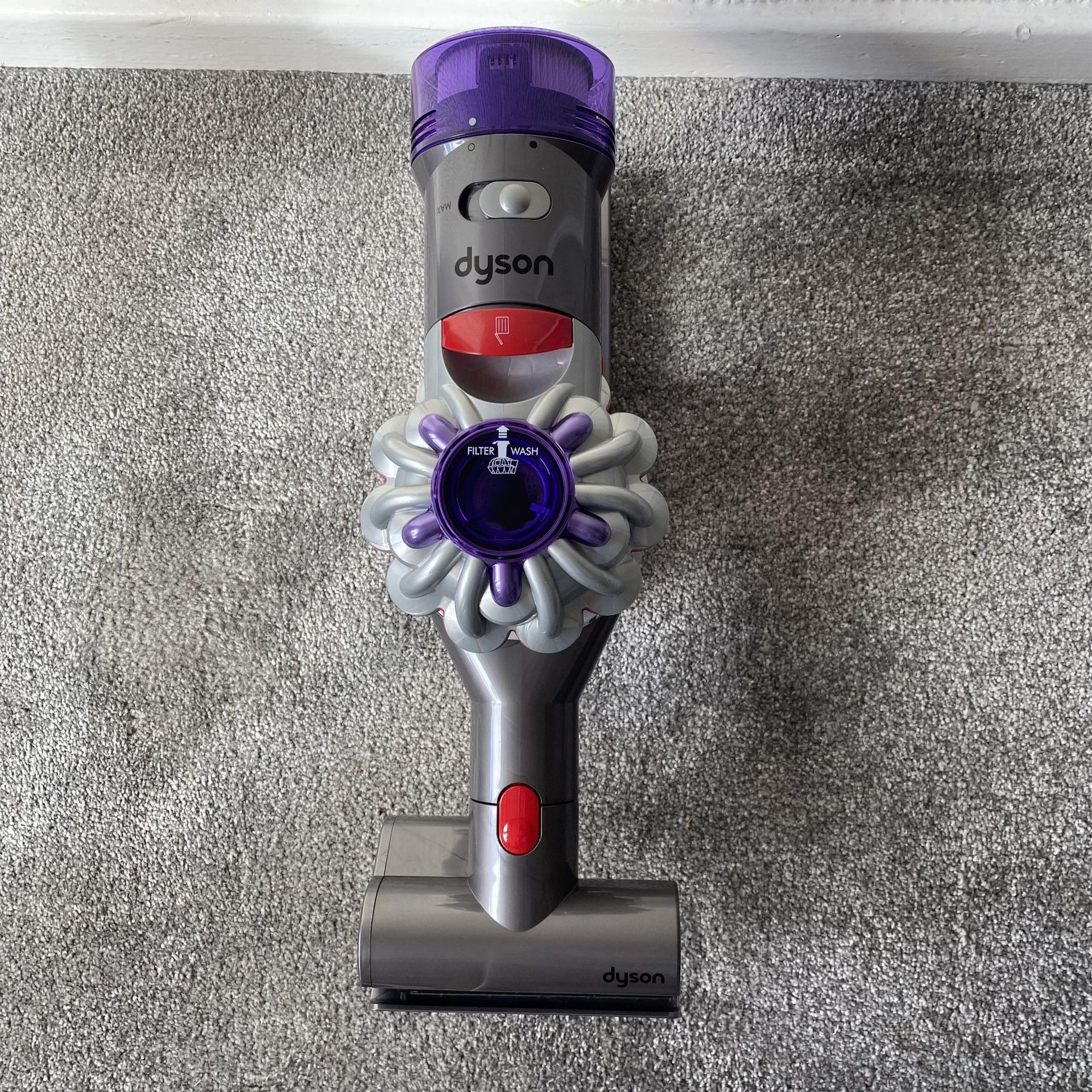 Dyson Car+Boat Handheld Vacuum Review—is this the best handheld vacuum ...