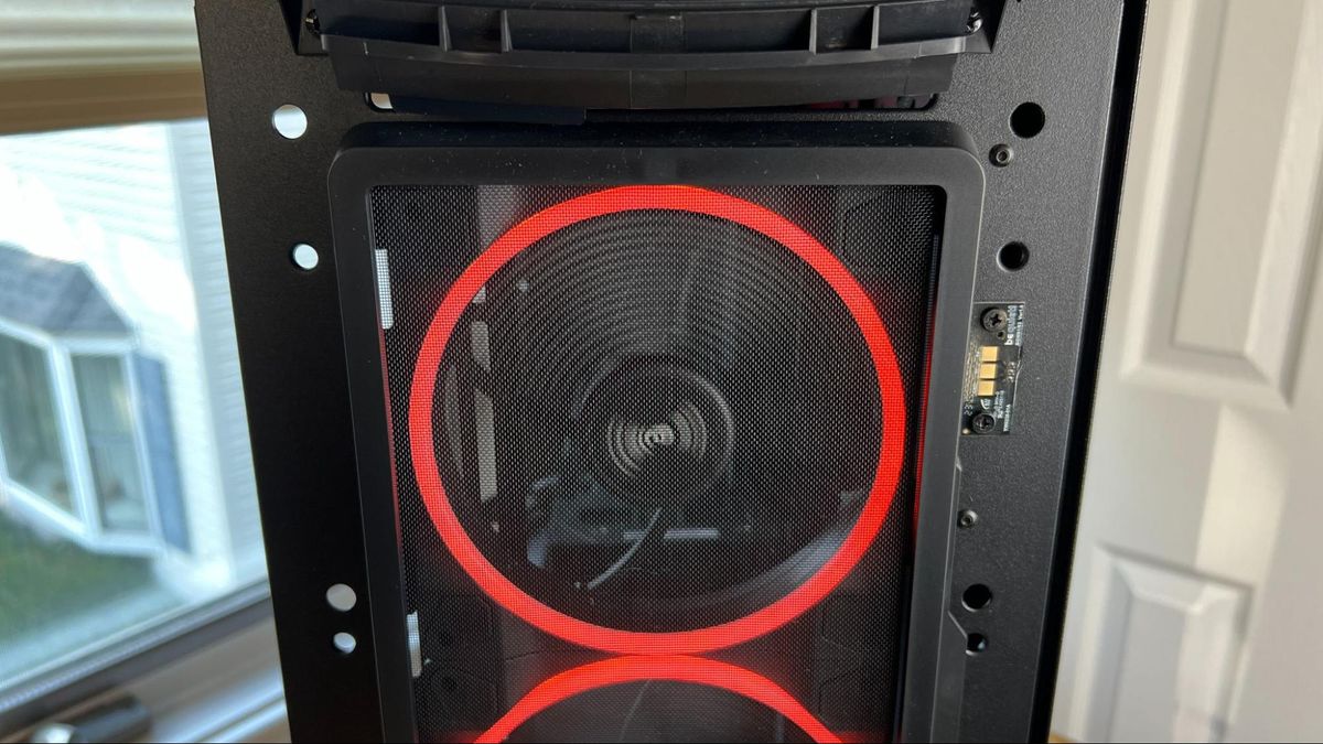 be quiet! Shadow Base 800 FX Review: Stealthy, Stellar Performance ...