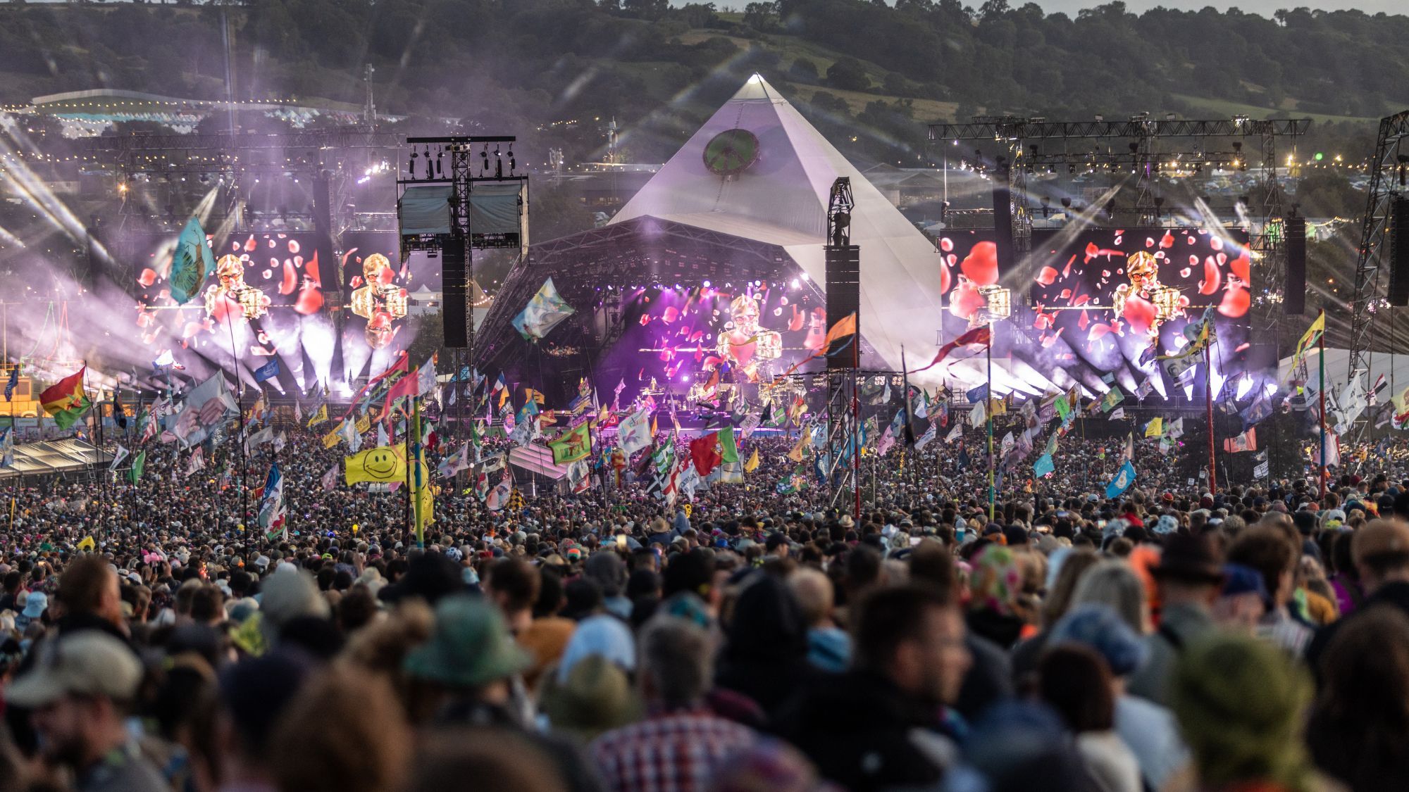 The complex art of choosing Glastonbury headliners | The Week