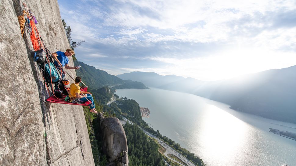 How do rock climbers sleep? Welcome to the world of cliff camping ...