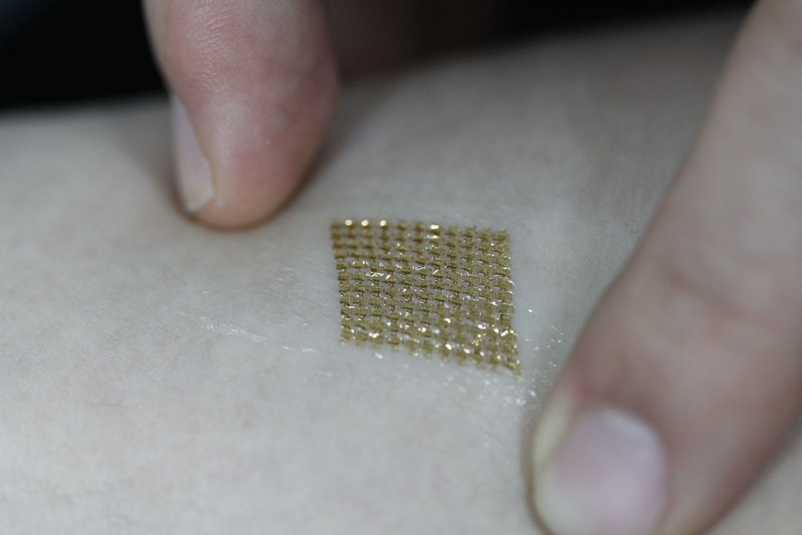 New Stick-On Device Could Monitor Heart Problems | Live Science