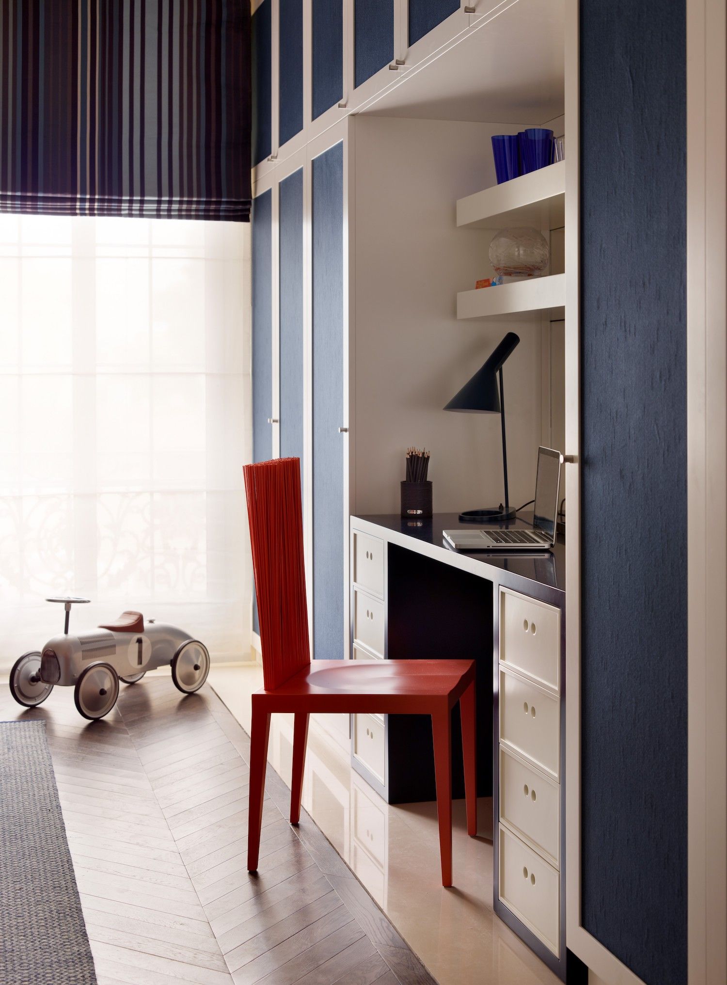 Kids desks: 25 of the best desk ideas for kids