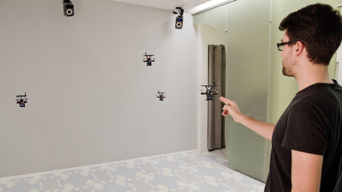 Flying pixels create self-levitating displays | TechRadar