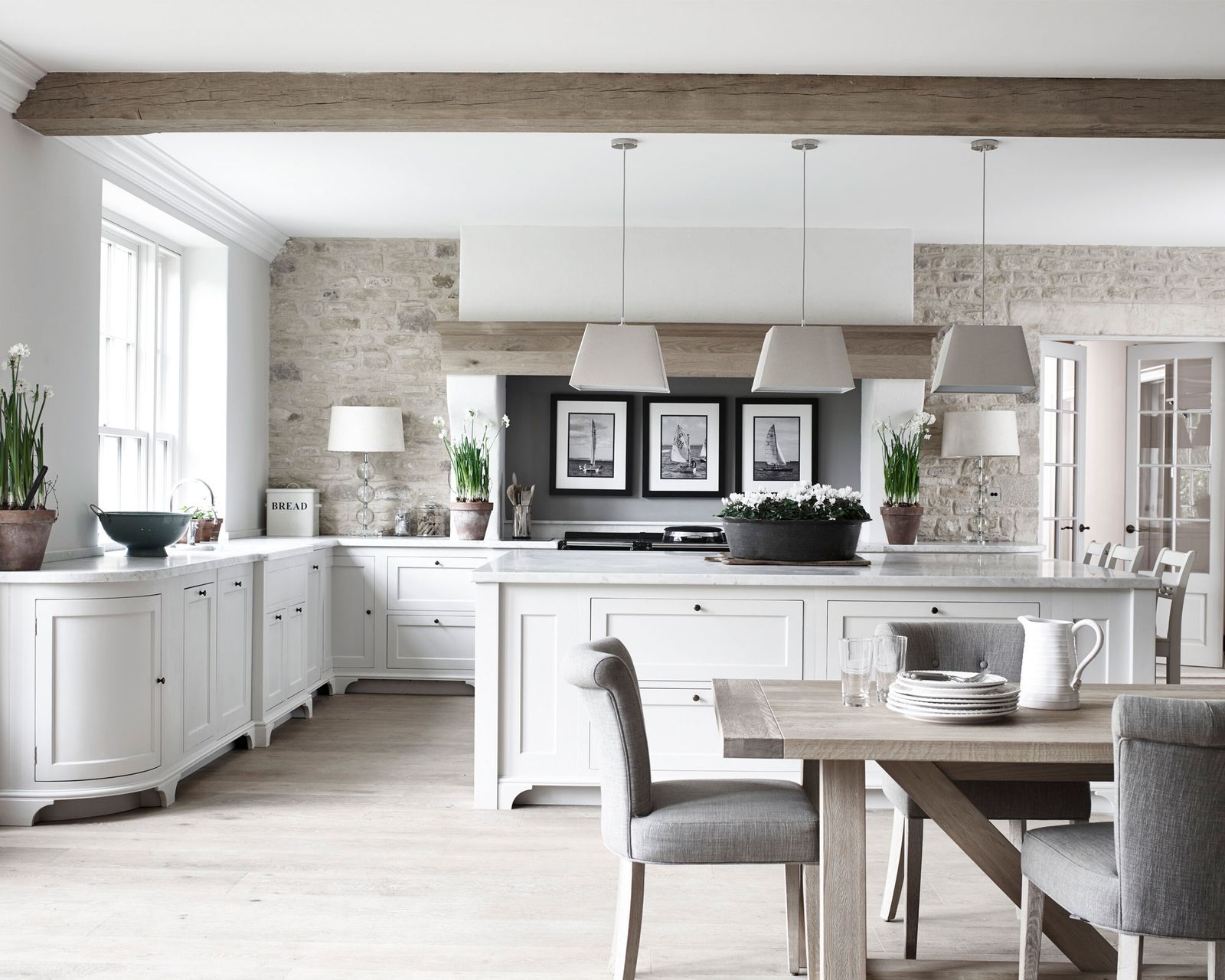 Kitchen art ideas: 10 ways art can uplift your kitchen space | Homes ...