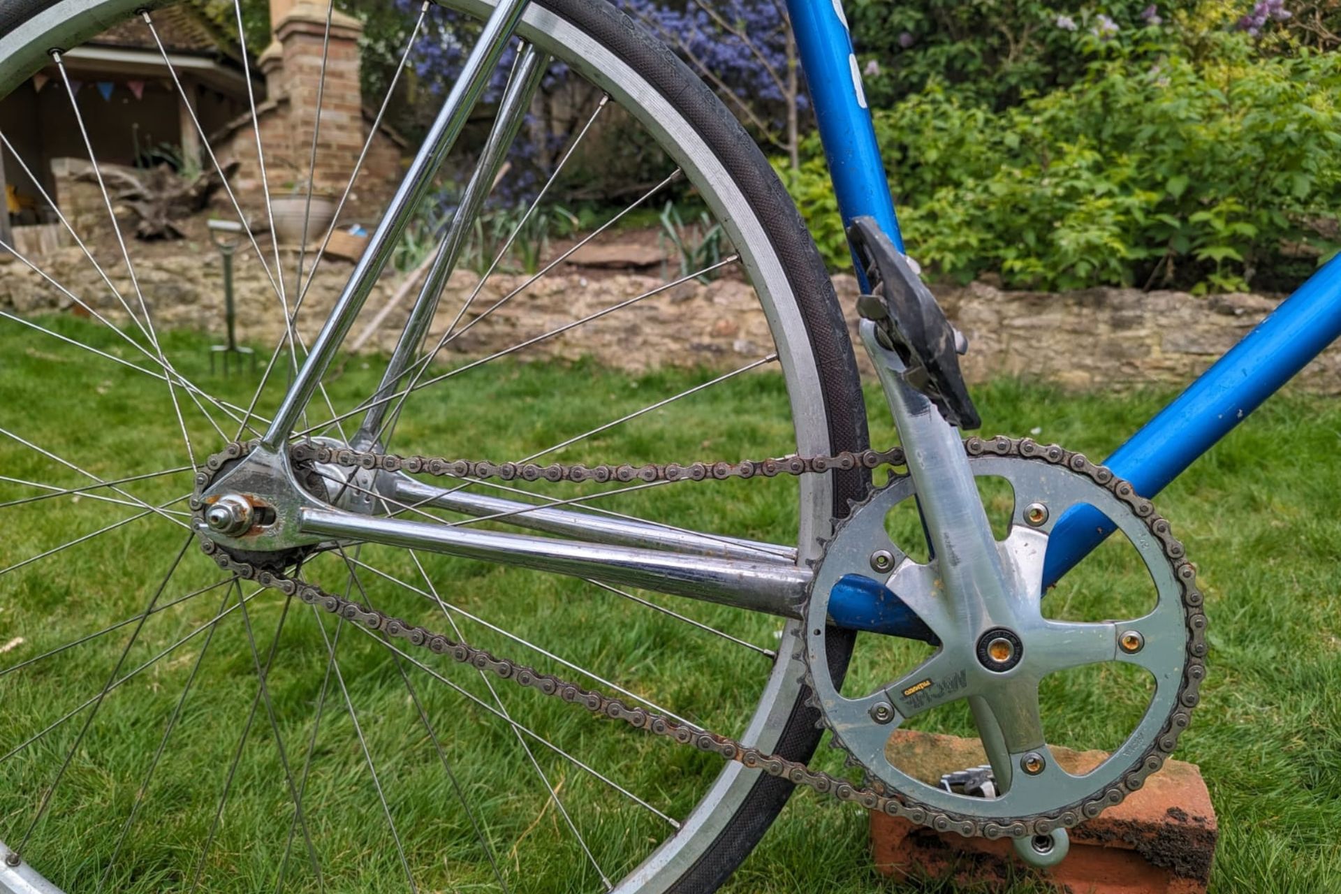 A steel fixed-gear machine is the only bike you’ll ever need – here’s ...
