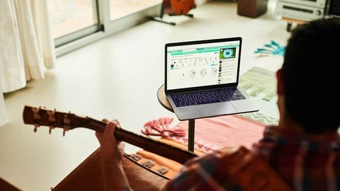 Chordify can now display a song’s chords and lyrics as it plays, and ...